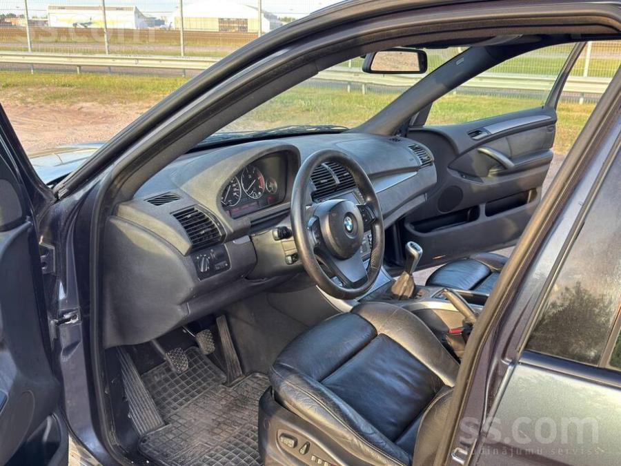 Zils BMW X5 2004 Rīga, ar dzinēja tilpumu 3.00 L un nobraukumu 297 tūkst. km par 5500 €, foto 8 vietnē AUTOMOTO.COM.LV