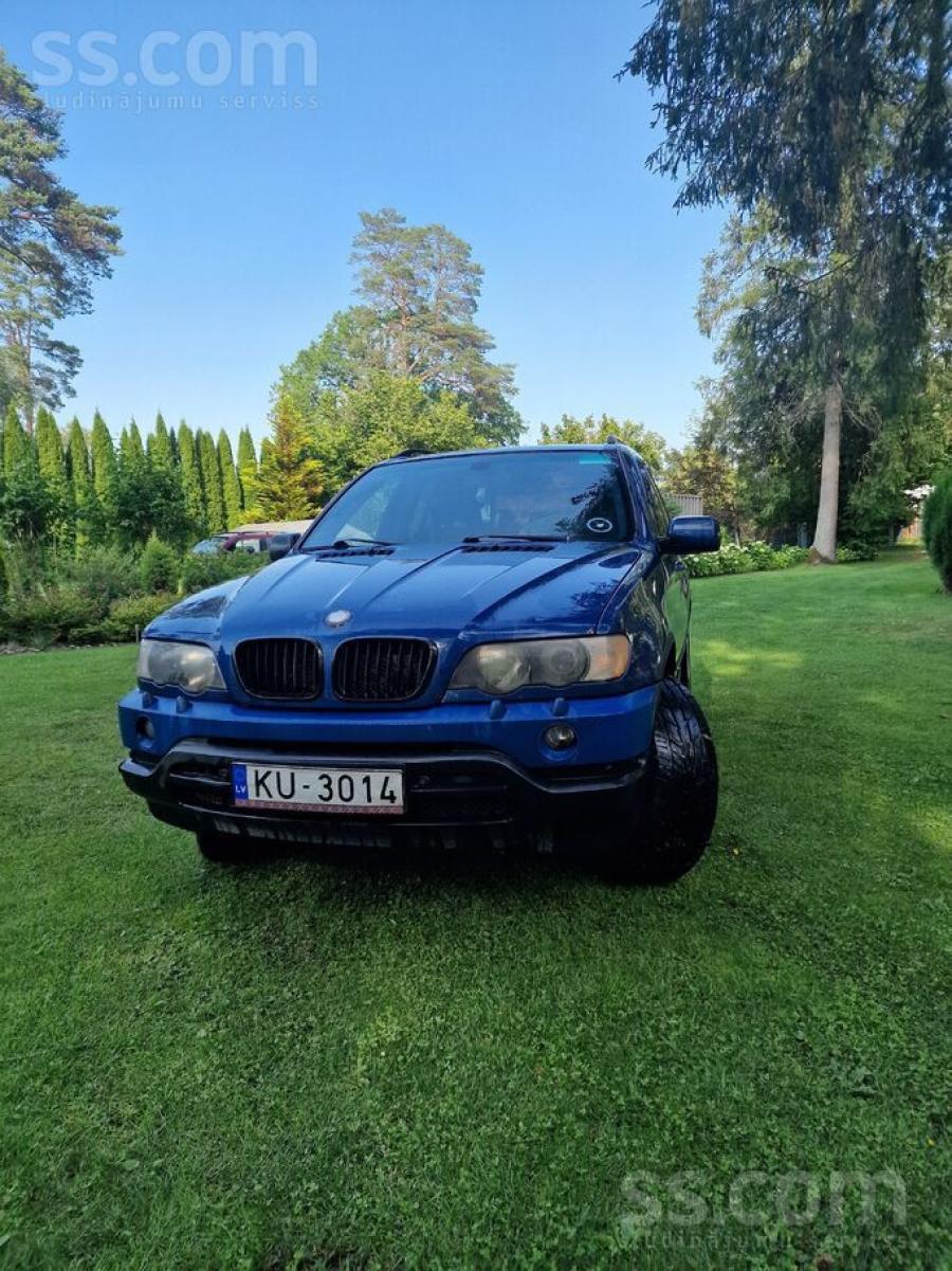 Blue BMW X5 2004 in Riga, with an engine capacity of 3.00 L and mileage of 413 thousand km for 2500 €, photo 1 on AUTOMOTO.COM.LV