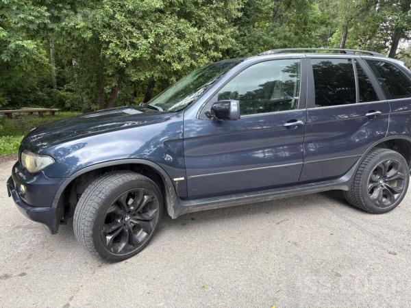 Zils BMW X5 2004 Saldus, ar dzinēja tilpumu 3.00 L un nobraukumu 360 tūkst. km par 4300 €, foto 3 vietnē AUTOMOTO.COM.LV
