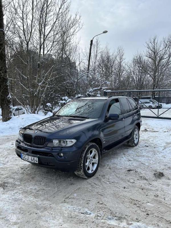 Zils BMW X5 2005 Viļņa, ar dzinēja tilpumu 3.00 L un nobraukumu 390 tūkst. km par 3500 €, foto 1 vietnē AUTOMOTO.COM.LV