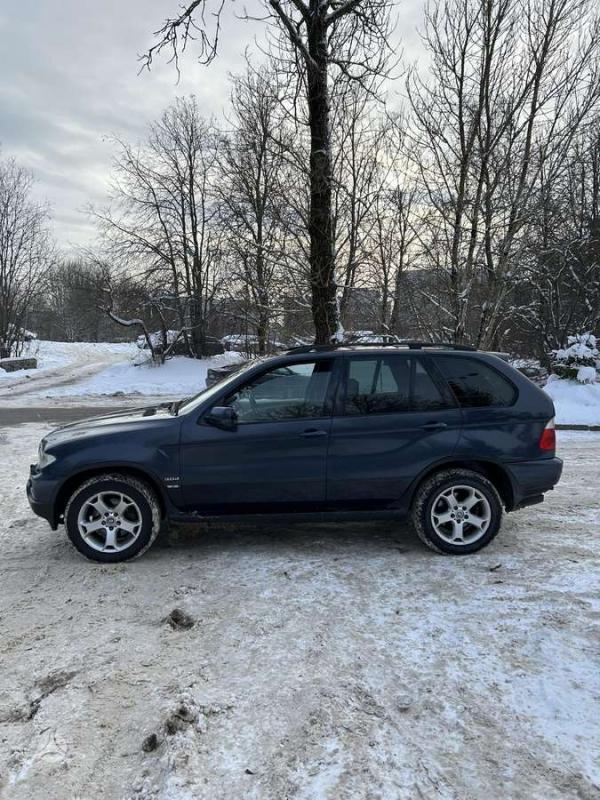 Zils BMW X5 2005 Viļņa, ar dzinēja tilpumu 3.00 L un nobraukumu 390 tūkst. km par 3500 €, foto 2 vietnē AUTOMOTO.COM.LV