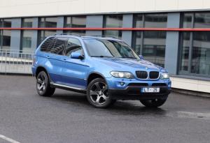 Zils BMW X5 2005 Rīga, ar dzinēja tilpumu 3.00 L un nobraukumu 259 tūkst. km par 4980 €, foto  vietnē AUTOMOTO.COM.LV