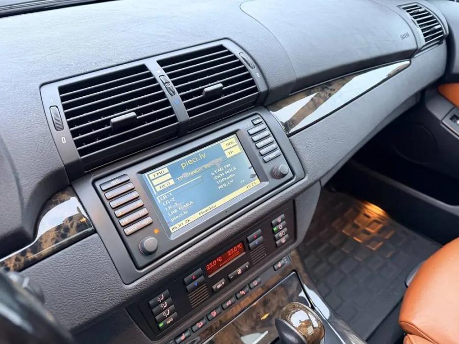 Blue BMW X5 2005 in Riga, with an engine capacity of 3.00 L and mileage of 363 thousand km for 5995 €, photo 19 on AUTOMOTO.COM.LV