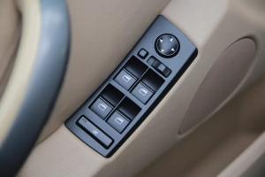 Blue BMW X5 2005 in Riga, with an engine capacity of 3.00 L and mileage of 270 thousand km for 5490 €, photo 12 on AUTOMOTO.COM.LV
