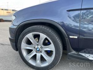 Blue BMW X5 2005 in Riga, with an engine capacity of 3.00 L and mileage of 406 thousand km for 5000 €, photo 7 on AUTOMOTO.COM.LV