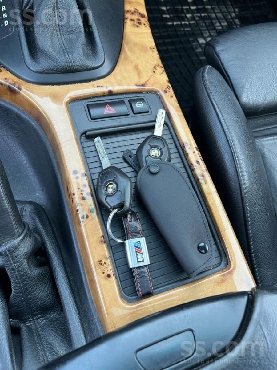 Blue BMW X5 2005 in Riga, with an engine capacity of 3.00 L and mileage of 406 thousand km for 5000 €, photo 13 on AUTOMOTO.COM.LV