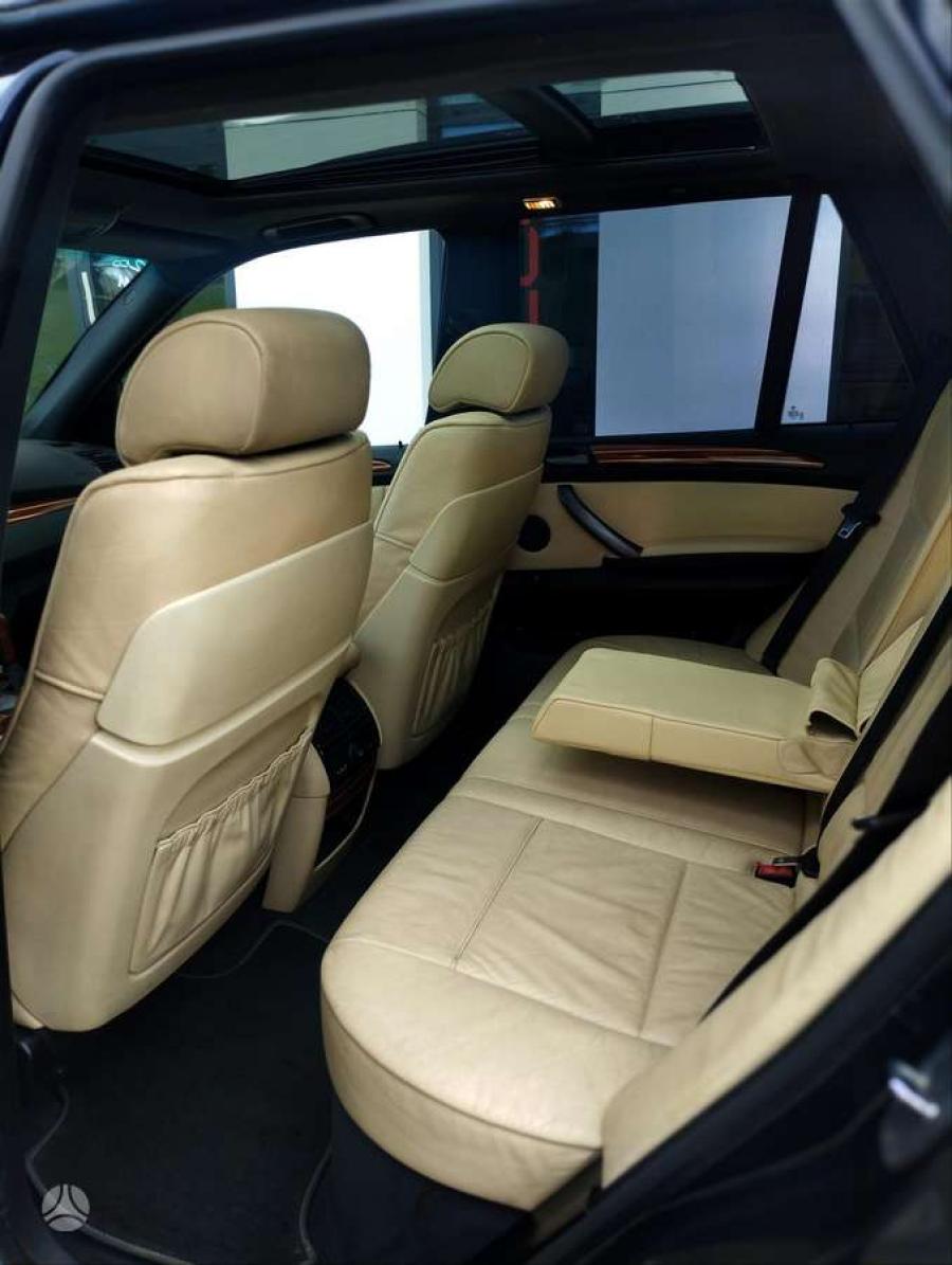 Blue BMW X5 2006 in Vilnius, with an engine capacity of 2.99 L and mileage of 343 thousand km for 5900 €, photo 28 on AUTOMOTO.COM.LV