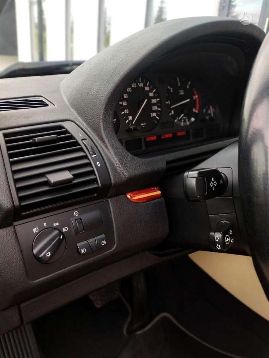 Blue BMW X5 2006 in Vilnius, with an engine capacity of 2.99 L and mileage of 343 thousand km for 5900 €, photo 30 on AUTOMOTO.COM.LV