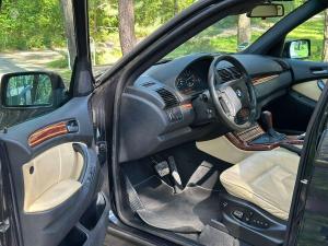 Zils BMW X5 2006 Viļņa, ar dzinēja tilpumu 2.99 L un nobraukumu 345 tūkst. km par 5900 €, foto 10 vietnē AUTOMOTO.COM.LV