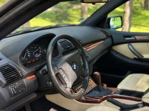 Zils BMW X5 2006 Viļņa, ar dzinēja tilpumu 2.99 L un nobraukumu 345 tūkst. km par 5900 €, foto 11 vietnē AUTOMOTO.COM.LV