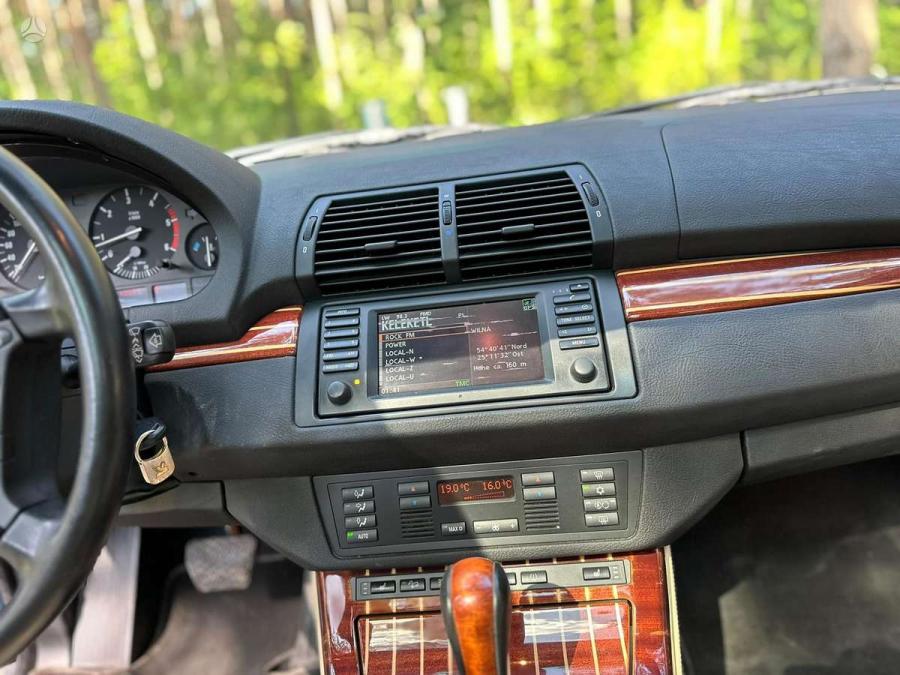 Zils BMW X5 2006 Viļņa, ar dzinēja tilpumu 2.99 L un nobraukumu 345 tūkst. km par 5900 €, foto 20 vietnē AUTOMOTO.COM.LV