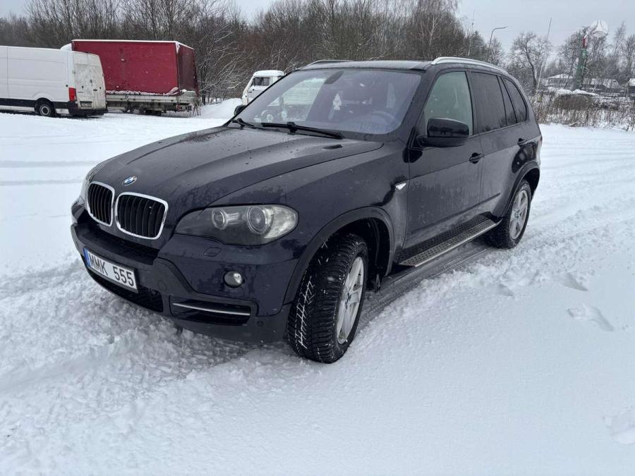 Blue BMW X5 2007 in Vilnius, with an engine capacity of 3.00 L and mileage of 377 thousand km for 10800 €, photo 7 on AUTOMOTO.COM.LV