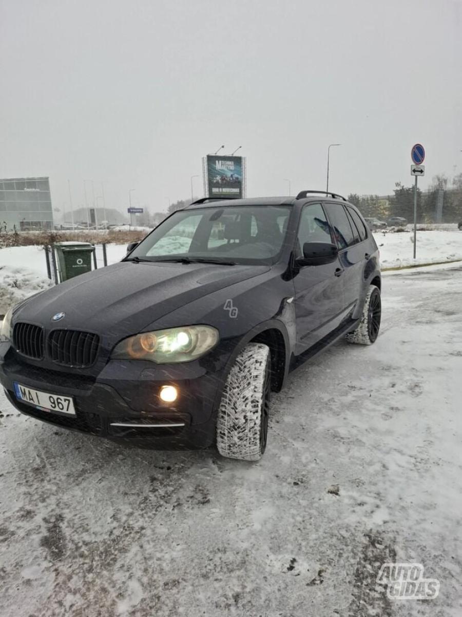 Blue BMW X5 2007 in Kaunas, with an engine capacity of 3.00 L and mileage of 340 thousand km for 8200 €, photo 1 on AUTOMOTO.COM.LV