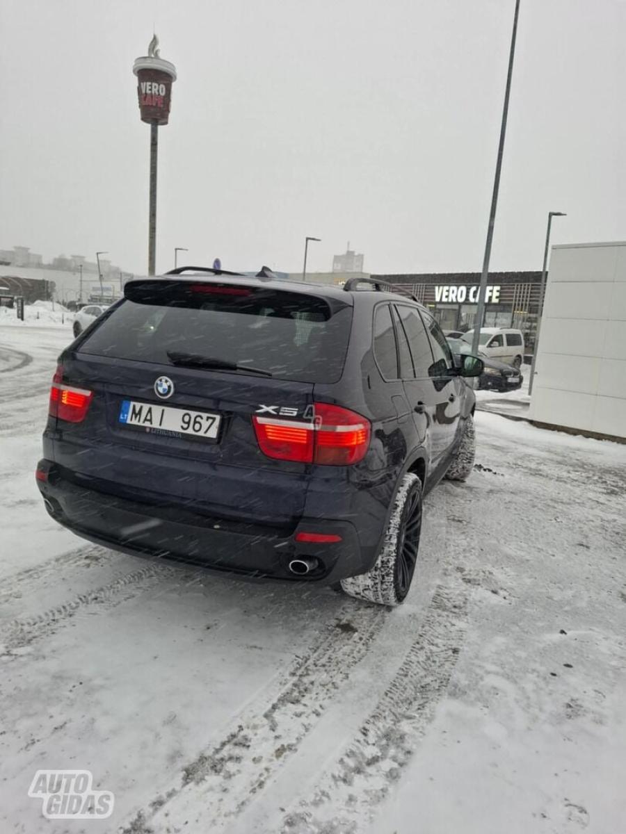 Blue BMW X5 2007 in Kaunas, with an engine capacity of 3.00 L and mileage of 340 thousand km for 8200 €, photo 4 on AUTOMOTO.COM.LV