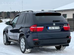 Blue BMW X5 2007 in Riga, with an engine capacity of 3.00 L and mileage of 350 thousand km for 6990 €, photo 16 on AUTOMOTO.COM.LV