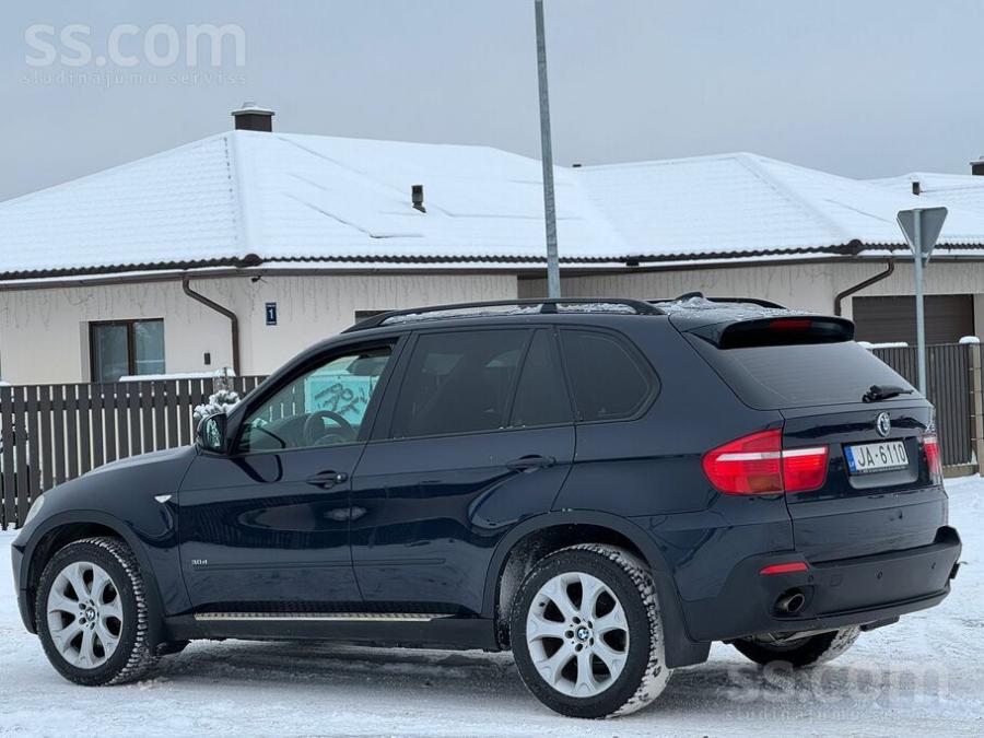 Blue BMW X5 2007 in Riga, with an engine capacity of 3.00 L and mileage of 350 thousand km for 6990 €, photo 18 on AUTOMOTO.COM.LV