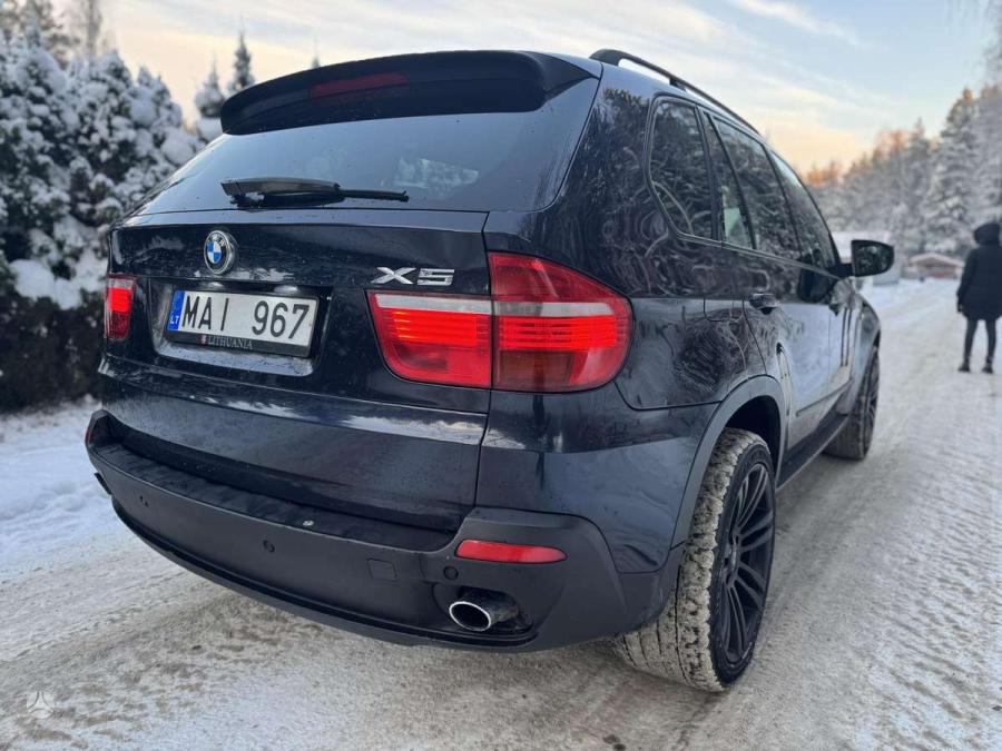 Blue BMW X5 2007 in Vilnius, with an engine capacity of 2.99 L and mileage of 340 thousand km for 8000 €, photo 6 on AUTOMOTO.COM.LV