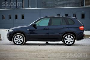 Blue BMW X5 2007 in Riga, with an engine capacity of 3.00 L and mileage of 280 thousand km for 9700 €, photo 3 on AUTOMOTO.COM.LV