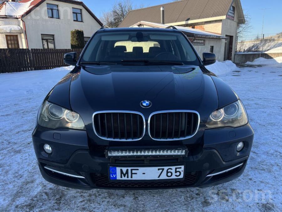 Blue BMW X5 2007 in Riga, with an engine capacity of 3.00 L and mileage of 0 thousand km for 7990 €, photo 3 on AUTOMOTO.COM.LV
