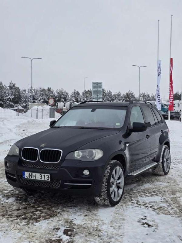 Zils BMW X5 2007 Viļņa, ar dzinēja tilpumu 2.99 L un nobraukumu 470 tūkst. km par 6700 €, foto 2 vietnē AUTOMOTO.COM.LV