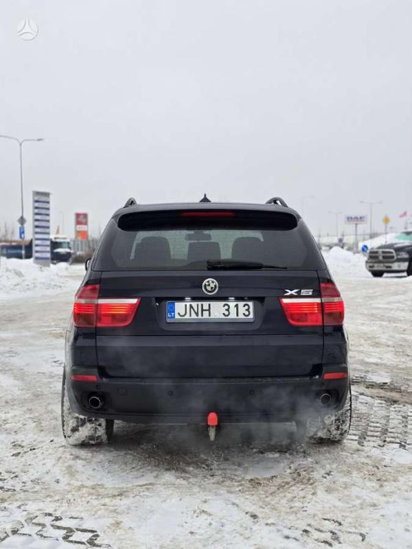 Zils BMW X5 2007 Viļņa, ar dzinēja tilpumu 2.99 L un nobraukumu 470 tūkst. km par 6700 €, foto 9 vietnē AUTOMOTO.COM.LV