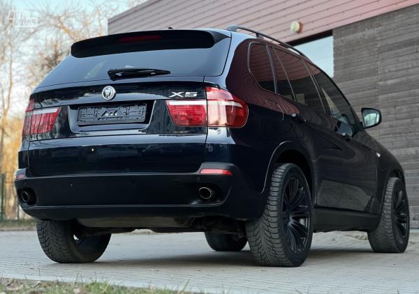 Blue BMW X5 2007 in Kaunas, with an engine capacity of 3.00 L and mileage of 286 thousand km for 6250 €, photo 5 on AUTOMOTO.COM.LV