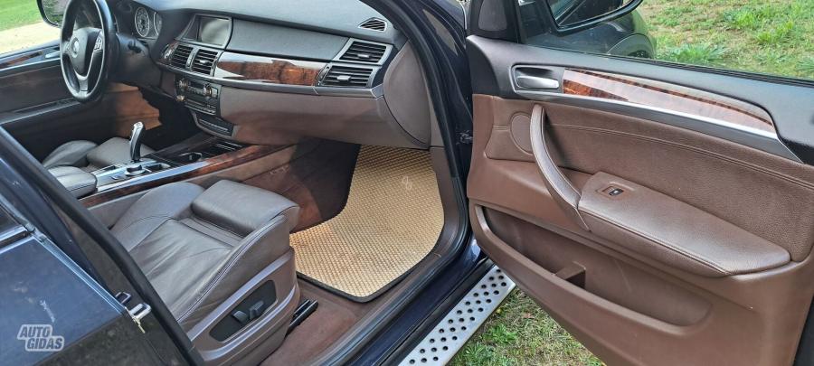 Zils BMW X5 2007 Druskininkai, ar dzinēja tilpumu 4.80 L un nobraukumu 189 tūkst. km par 4000 €, foto 13 vietnē AUTOMOTO.COM.LV