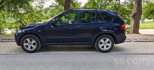 Zils BMW X5 2007 Bauska, ar dzinēja tilpumu 3.00 L un nobraukumu 291 tūkst. km par 7000 €, foto 3 vietnē AUTOMOTO.COM.LV