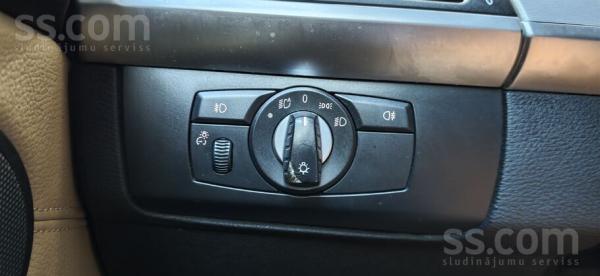 Zils BMW X5 2007 Bauska, ar dzinēja tilpumu 3.00 L un nobraukumu 291 tūkst. km par 7000 €, foto 5 vietnē AUTOMOTO.COM.LV