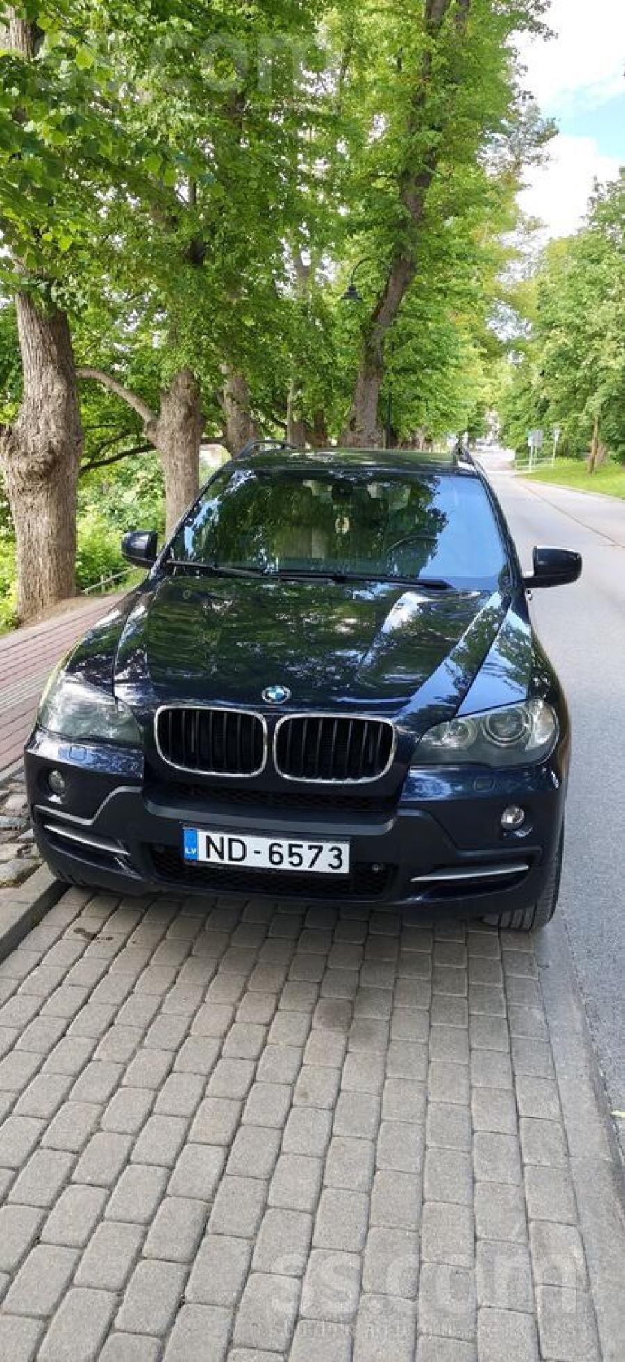 Zils BMW X5 2007 Bauska, ar dzinēja tilpumu 3.00 L un nobraukumu 291 tūkst. km par 7000 €, foto 23 vietnē AUTOMOTO.COM.LV