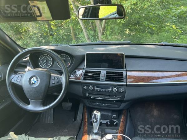 Zils BMW X5 2007 Rīga, ar dzinēja tilpumu 3.00 L un nobraukumu 350 tūkst. km par 5100 €, foto 7 vietnē AUTOMOTO.COM.LV