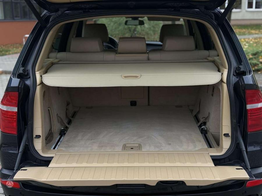 Zils BMW X5 2007 Klaipėda, ar dzinēja tilpumu 2.98 L un nobraukumu 295 tūkst. km par 5700 €, foto 18 vietnē AUTOMOTO.COM.LV