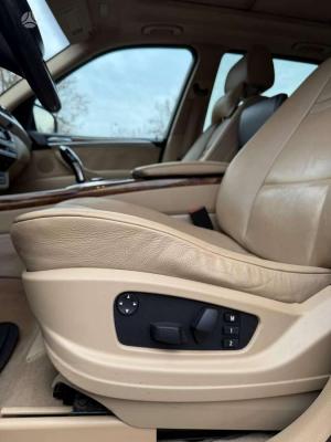 Zils BMW X5 2007 Klaipėda, ar dzinēja tilpumu 2.98 L un nobraukumu 295 tūkst. km par 5700 €, foto 17 vietnē AUTOMOTO.COM.LV