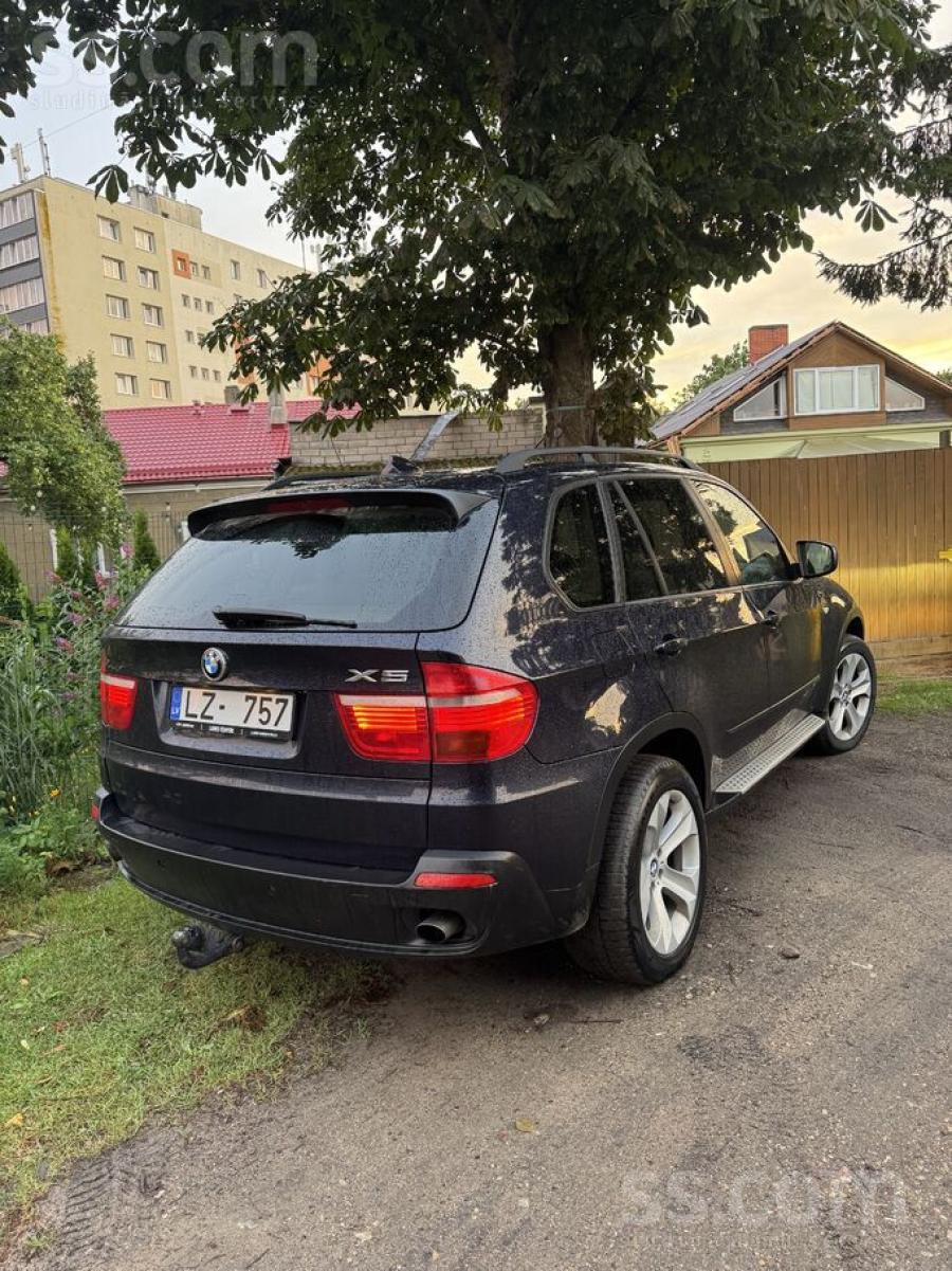 Zils BMW X5 2007 Liepāja, ar dzinēja tilpumu 3.00 L un nobraukumu 402 tūkst. km par 6500 €, foto 3 vietnē AUTOMOTO.COM.LV