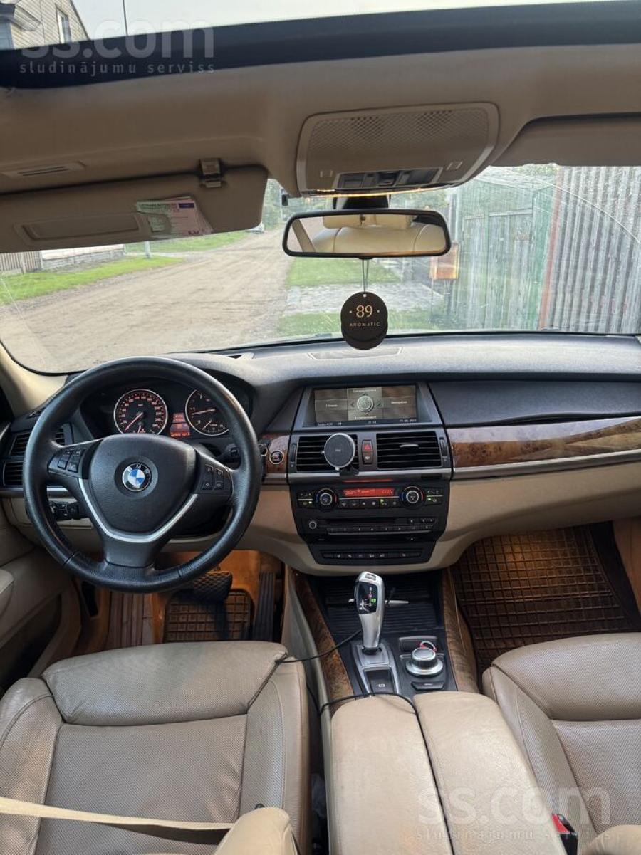 Zils BMW X5 2007 Liepāja, ar dzinēja tilpumu 3.00 L un nobraukumu 402 tūkst. km par 6500 €, foto 7 vietnē AUTOMOTO.COM.LV