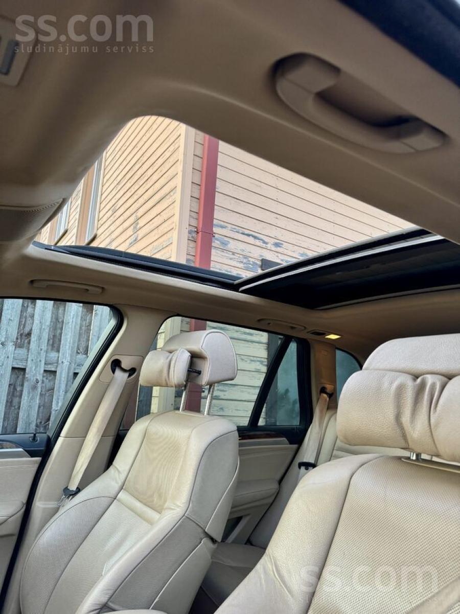 Zils BMW X5 2007 Liepāja, ar dzinēja tilpumu 3.00 L un nobraukumu 402 tūkst. km par 6500 €, foto 9 vietnē AUTOMOTO.COM.LV