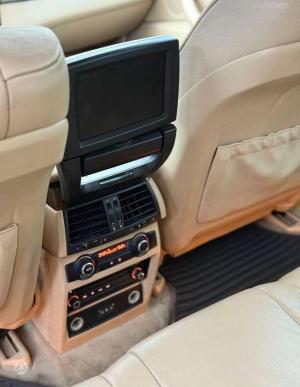 Синий БМВ Х5 2007 в Клайпеда, объемом двигателя 2.98 л и пробегом 295 тыс. км за 5700 €, фото 16 на AUTOMOTO.COM.LV