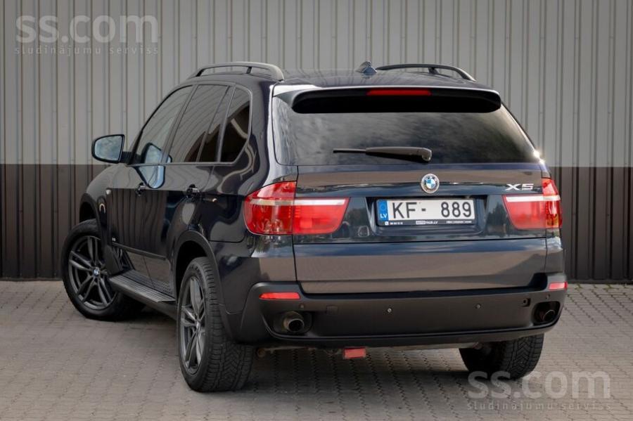 Blue BMW X5 2007 in Talsi, with an engine capacity of 3.00 L and mileage of 0 thousand km for 6490 €, photo 5 on AUTOMOTO.COM.LV