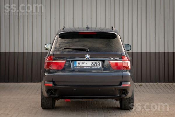 Blue BMW X5 2007 in Talsi, with an engine capacity of 3.00 L and mileage of 0 thousand km for 6490 €, photo 6 on AUTOMOTO.COM.LV