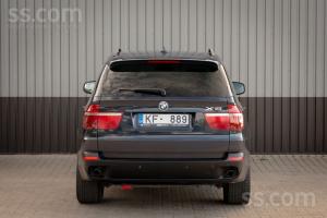 Blue BMW X5 2007 in Talsi, with an engine capacity of 3.00 L and mileage of 0 thousand km for 6490 €, photo 6 on AUTOMOTO.COM.LV