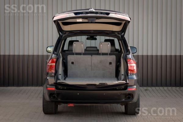Blue BMW X5 2007 in Talsi, with an engine capacity of 3.00 L and mileage of 0 thousand km for 6490 €, photo 7 on AUTOMOTO.COM.LV