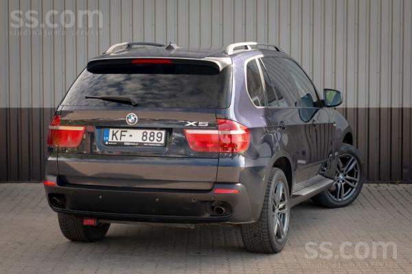 Blue BMW X5 2007 in Talsi, with an engine capacity of 3.00 L and mileage of 0 thousand km for 6490 €, photo 8 on AUTOMOTO.COM.LV
