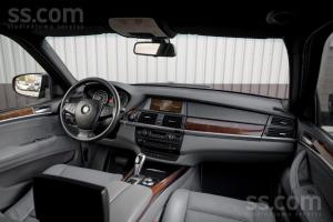 Blue BMW X5 2007 in Talsi, with an engine capacity of 3.00 L and mileage of 0 thousand km for 6490 €, photo 9 on AUTOMOTO.COM.LV