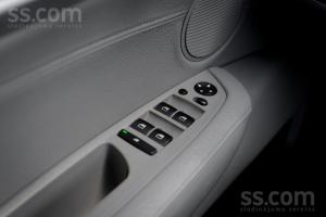 Blue BMW X5 2007 in Talsi, with an engine capacity of 3.00 L and mileage of 0 thousand km for 6490 €, photo 16 on AUTOMOTO.COM.LV