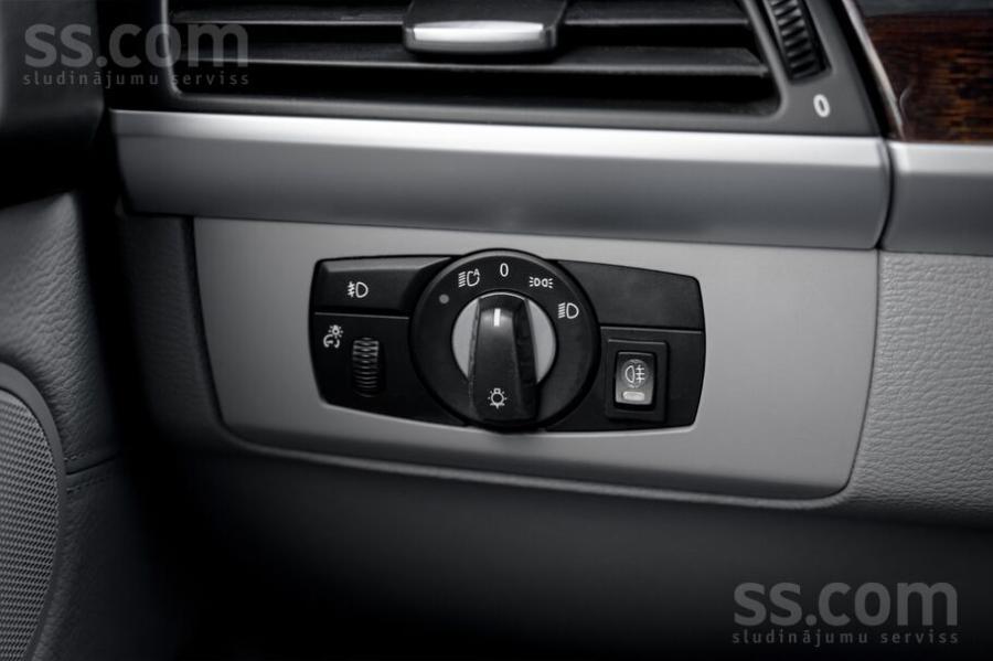 Blue BMW X5 2007 in Talsi, with an engine capacity of 3.00 L and mileage of 0 thousand km for 6490 €, photo 18 on AUTOMOTO.COM.LV
