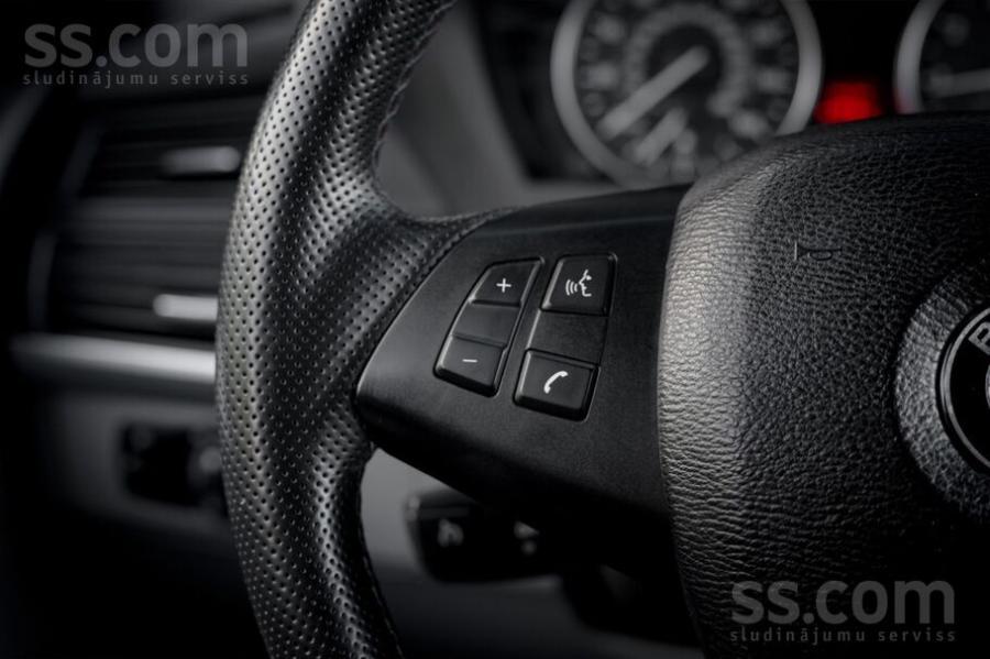Blue BMW X5 2007 in Talsi, with an engine capacity of 3.00 L and mileage of 0 thousand km for 6490 €, photo 21 on AUTOMOTO.COM.LV