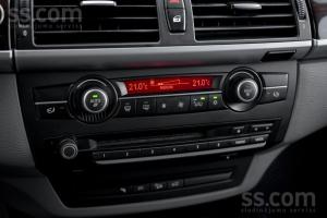 Blue BMW X5 2007 in Talsi, with an engine capacity of 3.00 L and mileage of 0 thousand km for 6490 €, photo 26 on AUTOMOTO.COM.LV