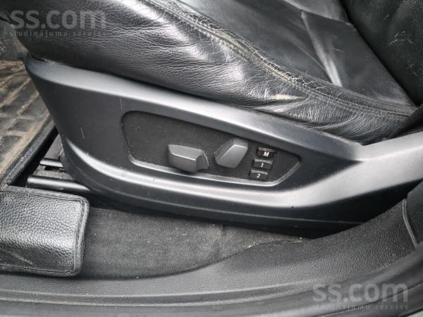 Zils BMW X5 2007 Rīga, ar dzinēja tilpumu 3.00 L un nobraukumu 297 tūkst. km par 8150 €, foto 8 vietnē AUTOMOTO.COM.LV