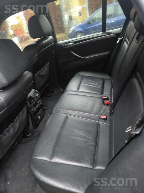 Zils BMW X5 2007 Rīga, ar dzinēja tilpumu 3.00 L un nobraukumu 297 tūkst. km par 8150 €, foto 10 vietnē AUTOMOTO.COM.LV