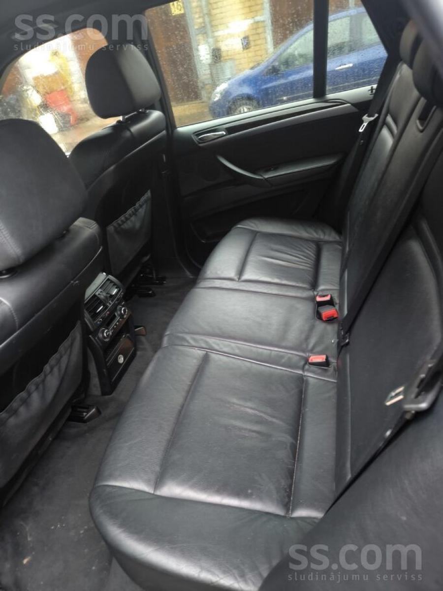 Zils BMW X5 2007 Rīga, ar dzinēja tilpumu 3.00 L un nobraukumu 297 tūkst. km par 8150 €, foto 11 vietnē AUTOMOTO.COM.LV